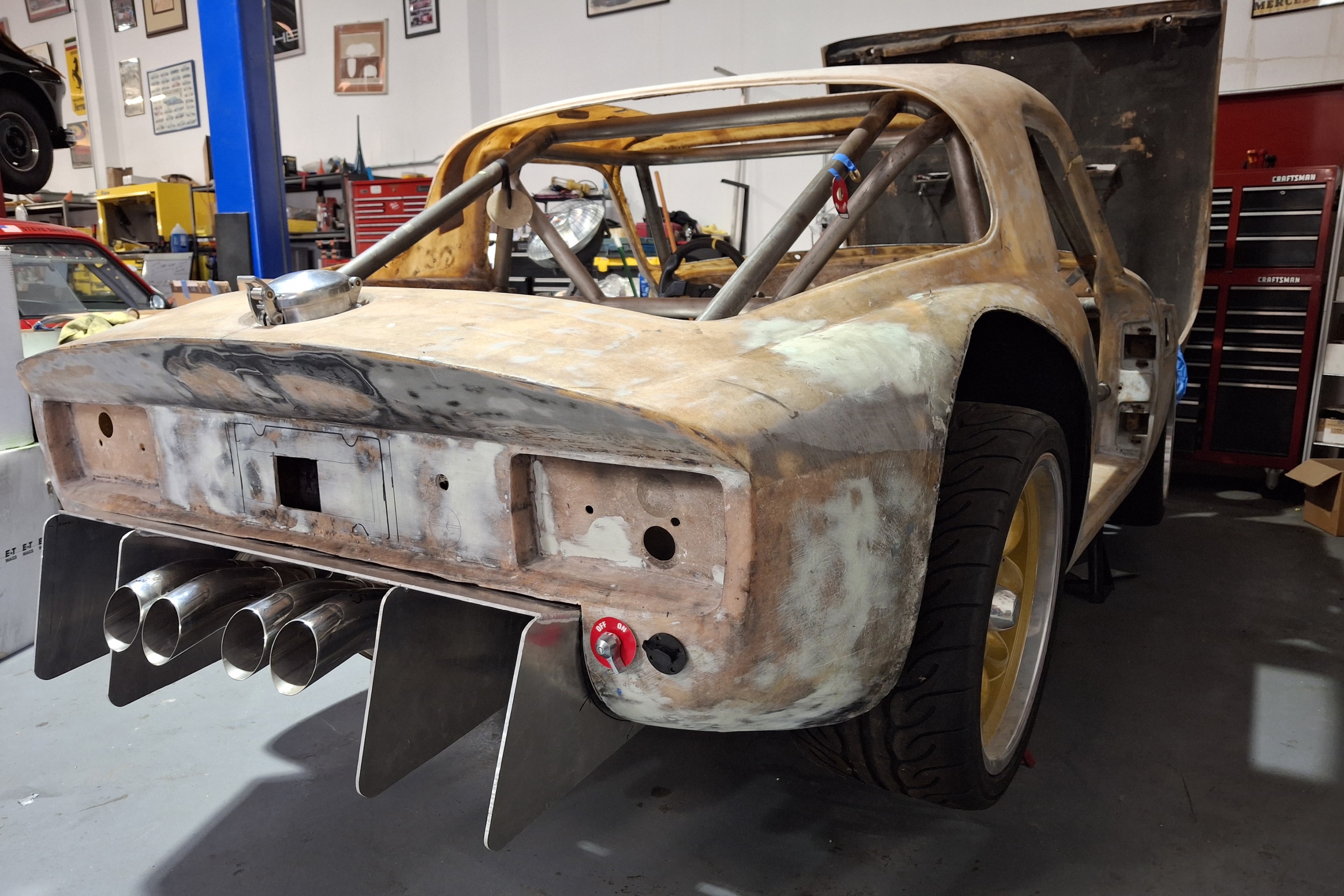 Moroso Project T-Rex: Diffuser, Cut Off Switch, Wheel Wells